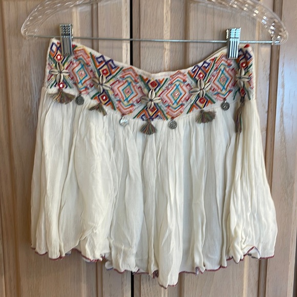 Z&L | Skirts | Z L Embroidered Tassel Skirt With Shells | Poshmark
